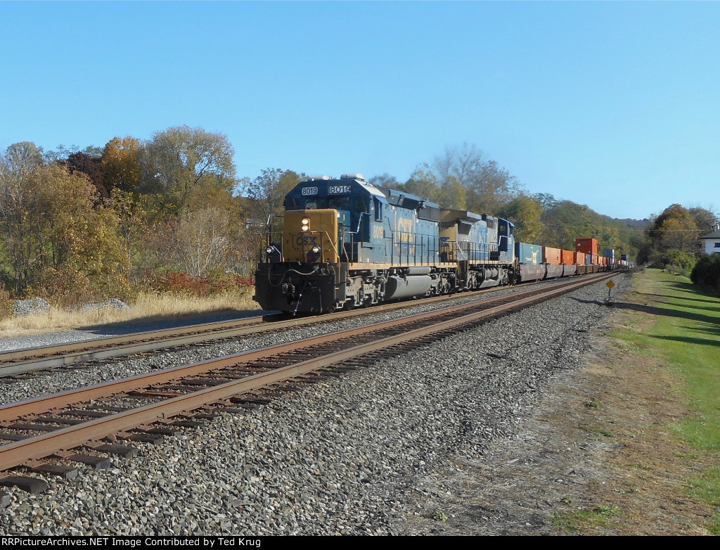CSX 8019 & 7688